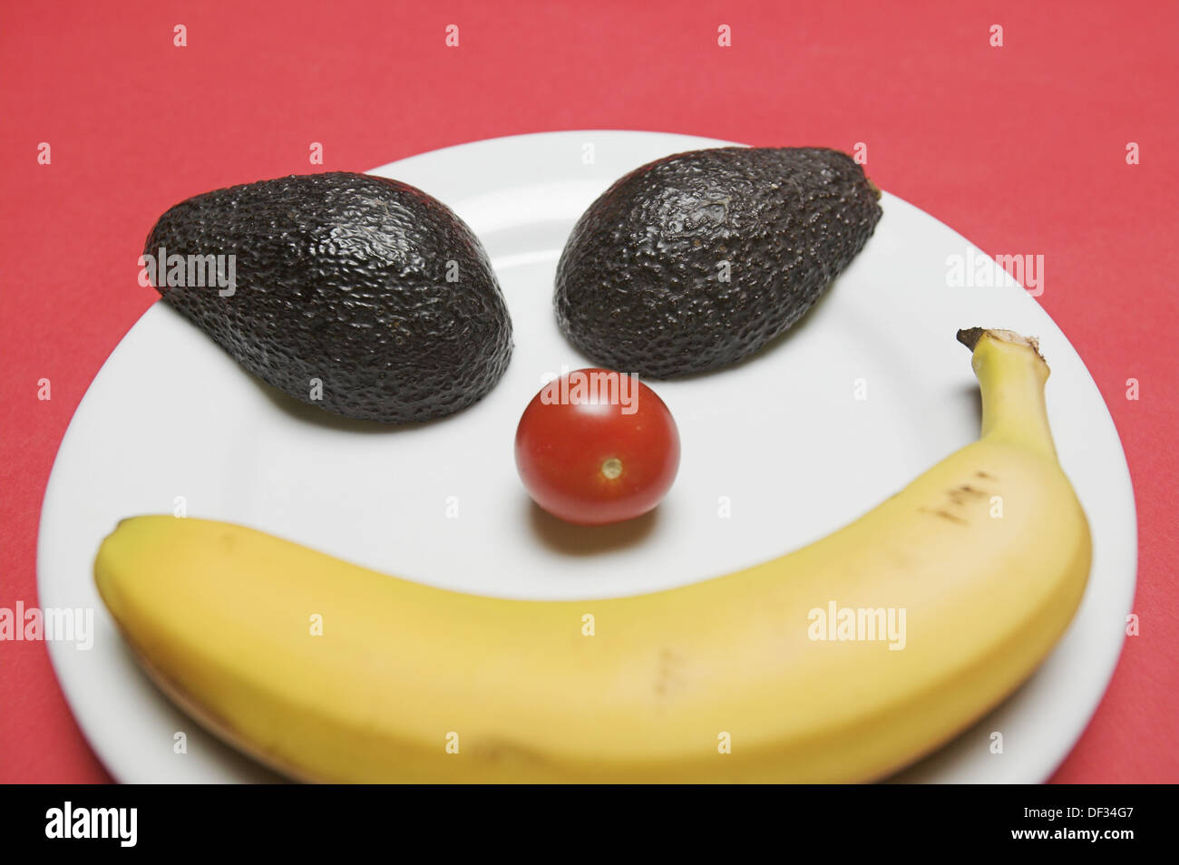 Smiley face made up with fruits hi-res stock photography and images - Alamy