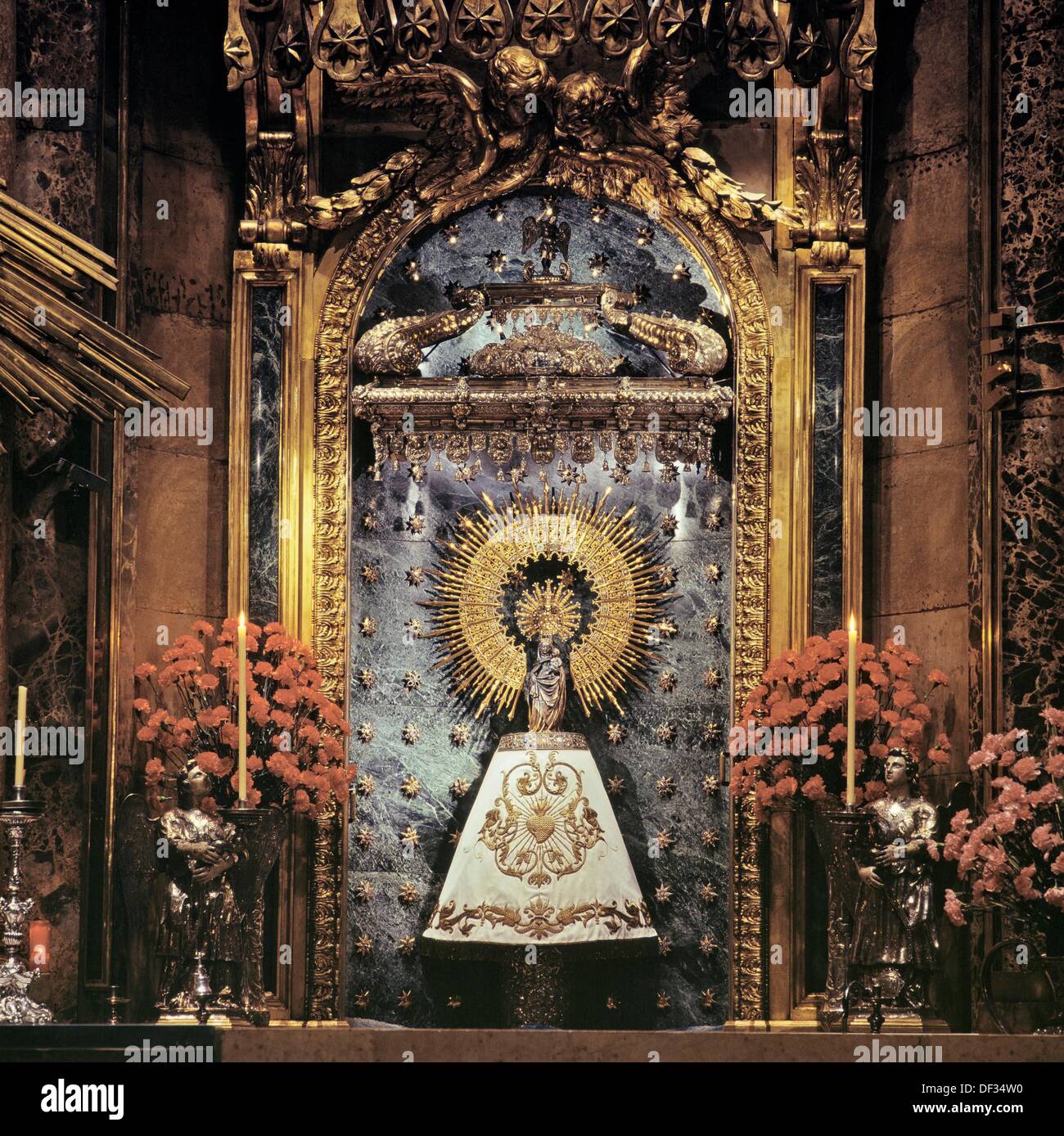 Jesus after his crucifixion hi-res stock photography and images - Alamy