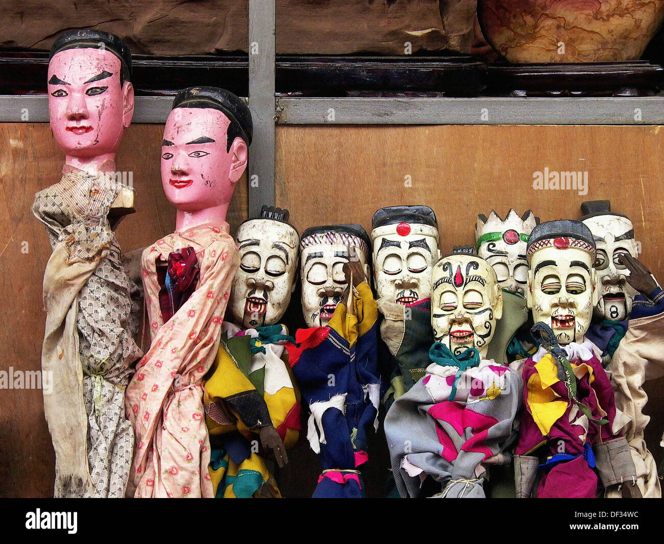 Chinese puppet show hi-res stock photography and images - Alamy