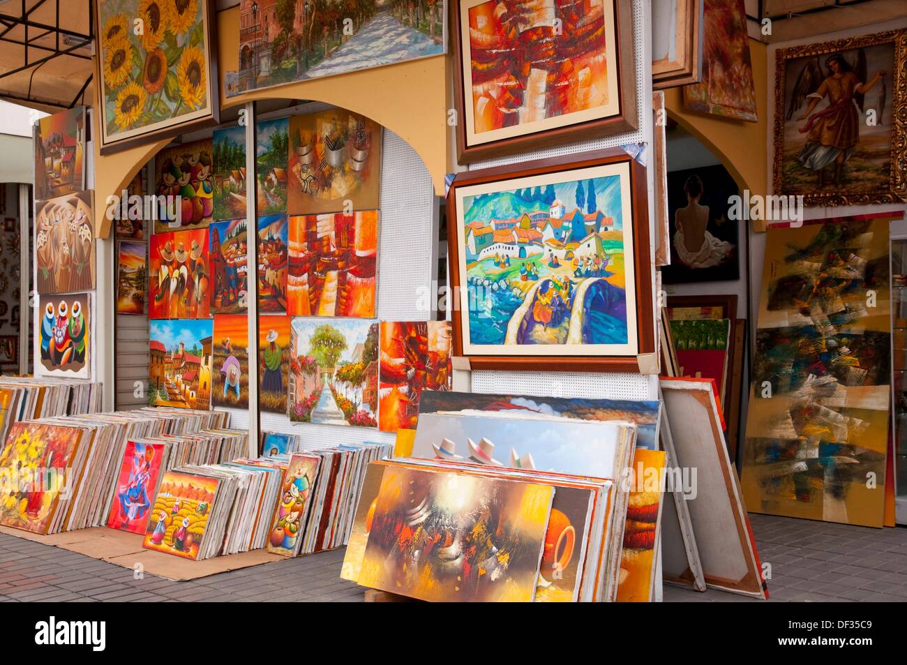 World articles hi-res stock photography and images - Alamy