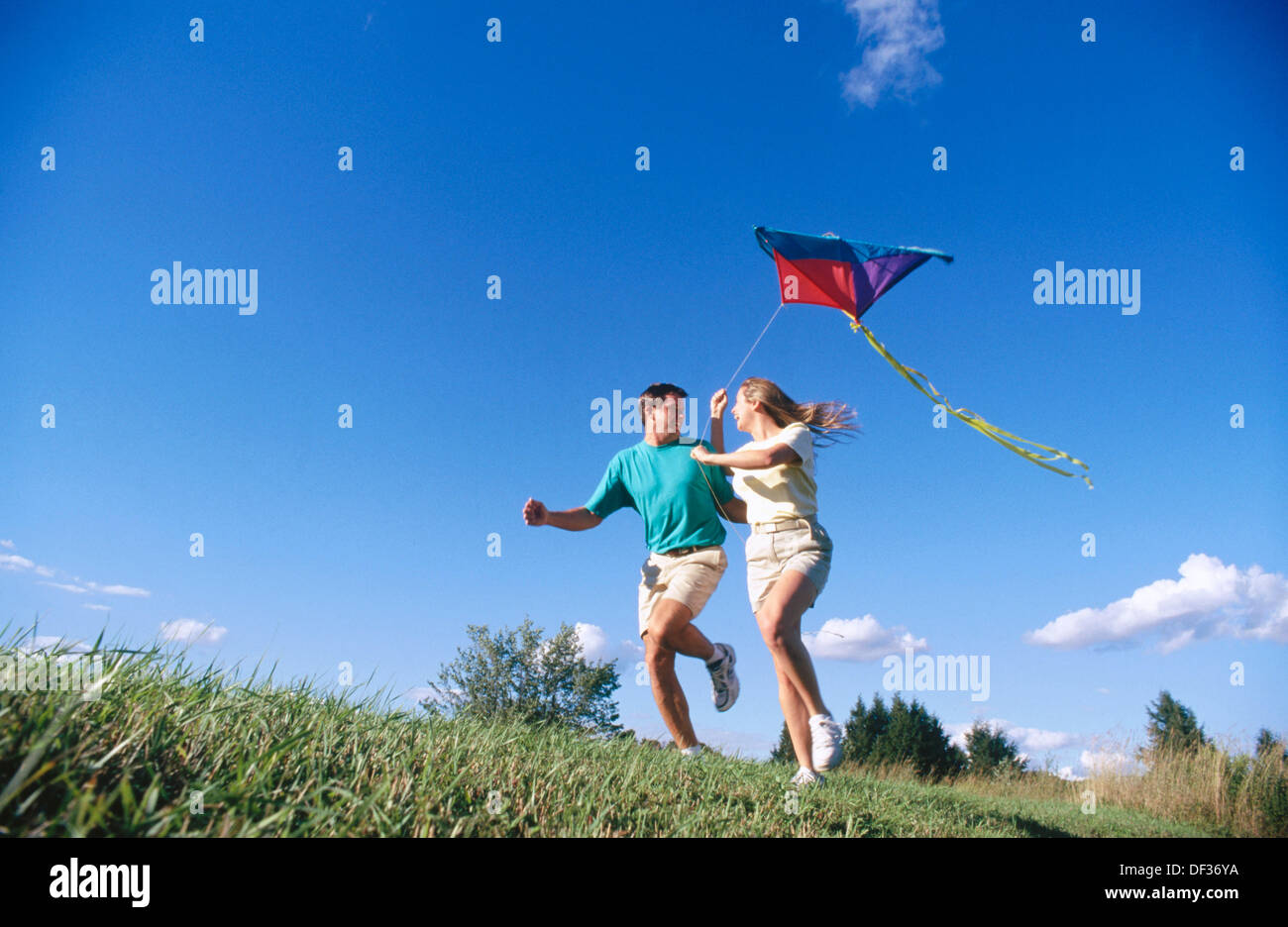 Kite pair hi-res stock photography and images - Alamy