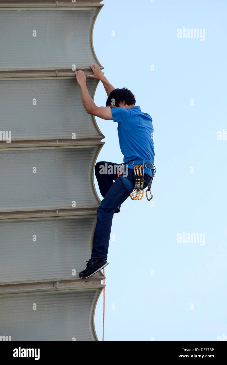 Hell palace hi-res stock photography and images - Alamy