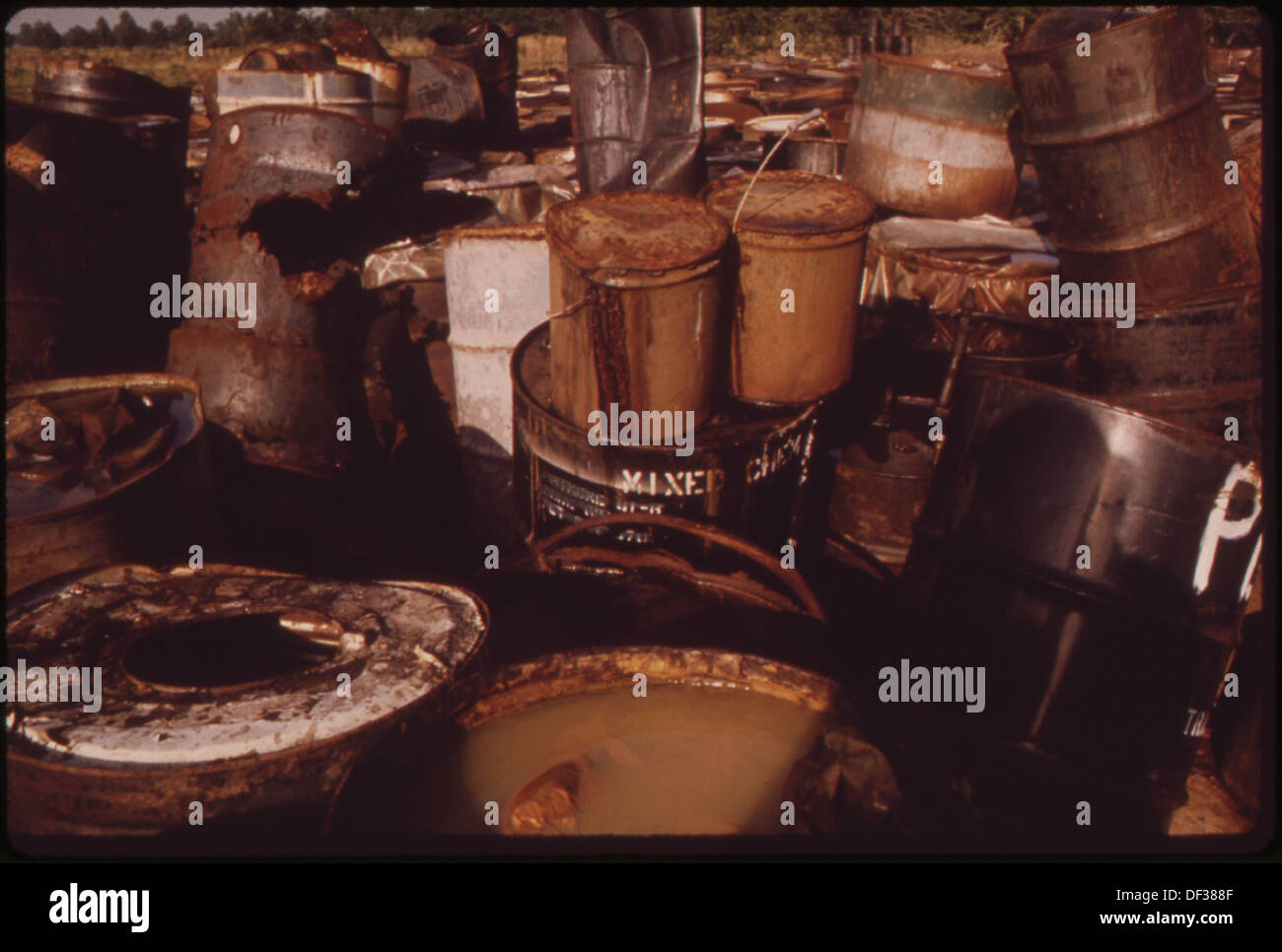 Disposal drums hi-res stock photography and images - Alamy