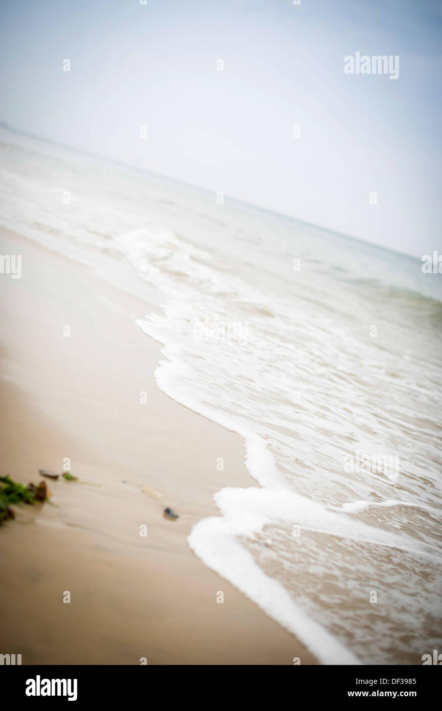 Seascape with tide coming in hi-res stock photography and images - Alamy