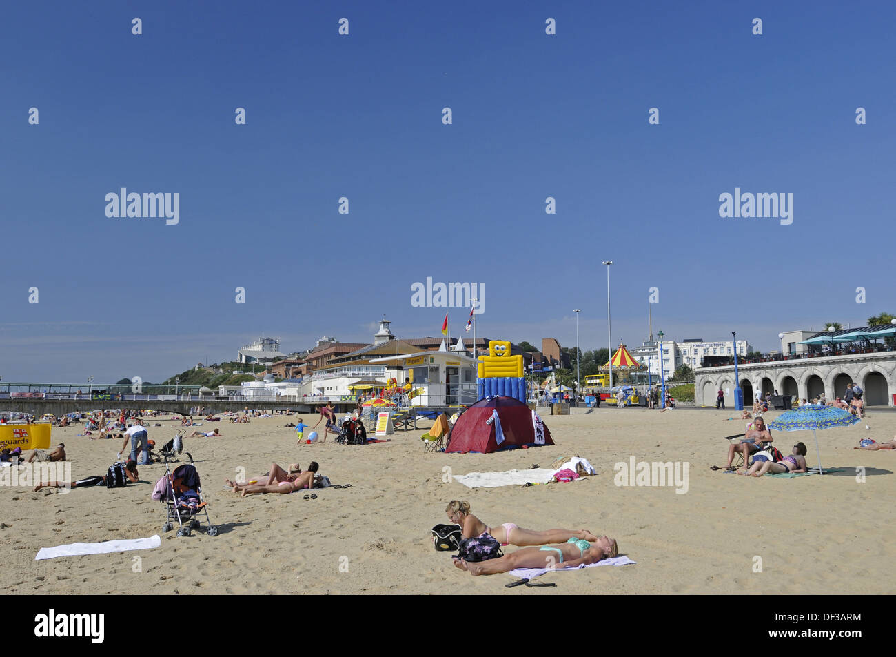 Bournemouth beach hi-res stock photography and images - Alamy
