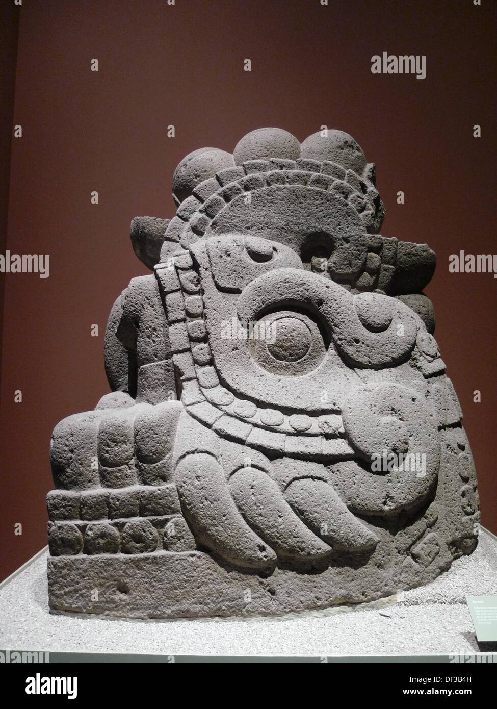 Pre columbian art mexico aztec serpent hi-res stock photography and ...