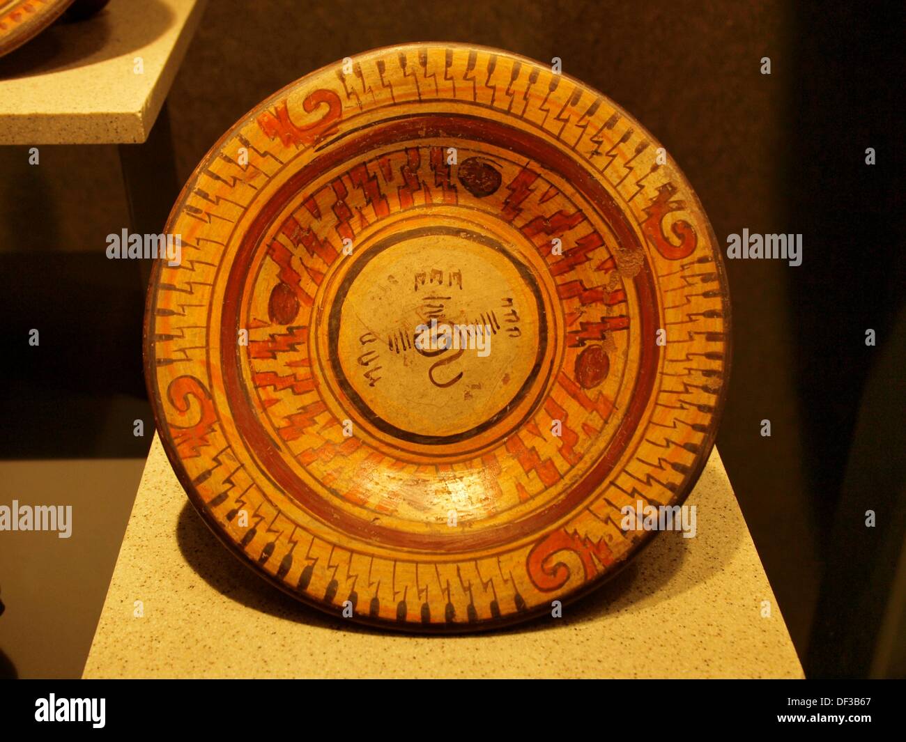 Aztec art hi-res stock photography and images - Alamy