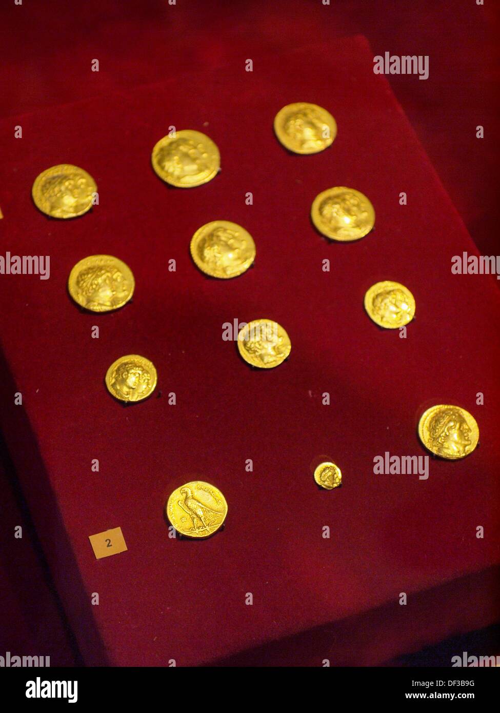 Coins museum hi-res stock photography and images - Alamy