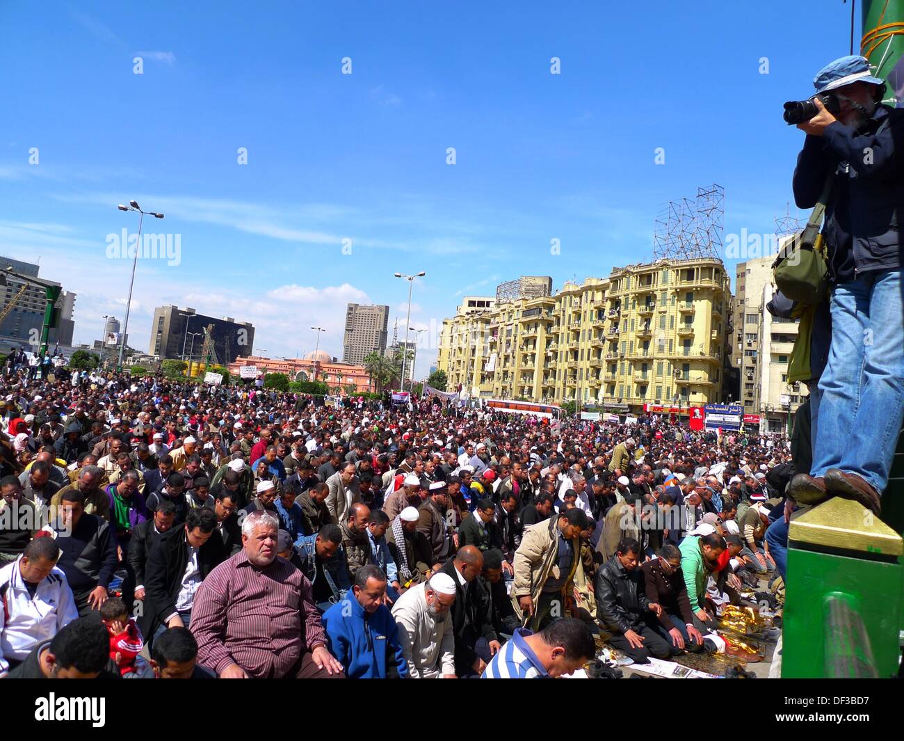 Egypt revolution hi-res stock photography and images - Alamy