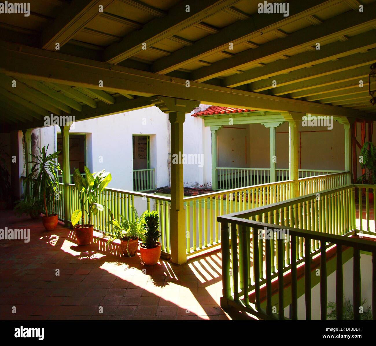 Patio city havana cuba hi-res stock photography and images - Alamy