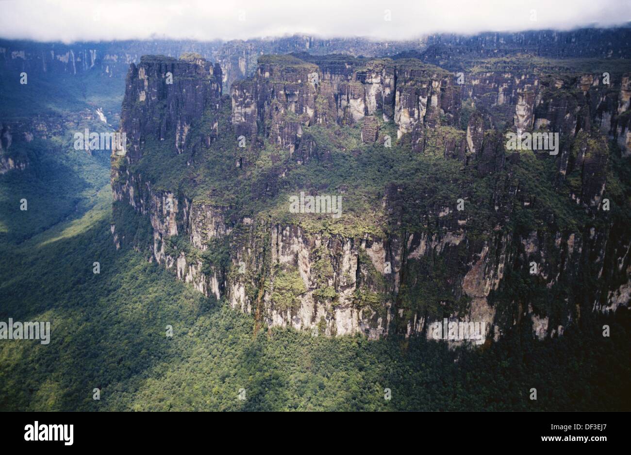 Auyantepui tepui hi-res stock photography and images - Alamy