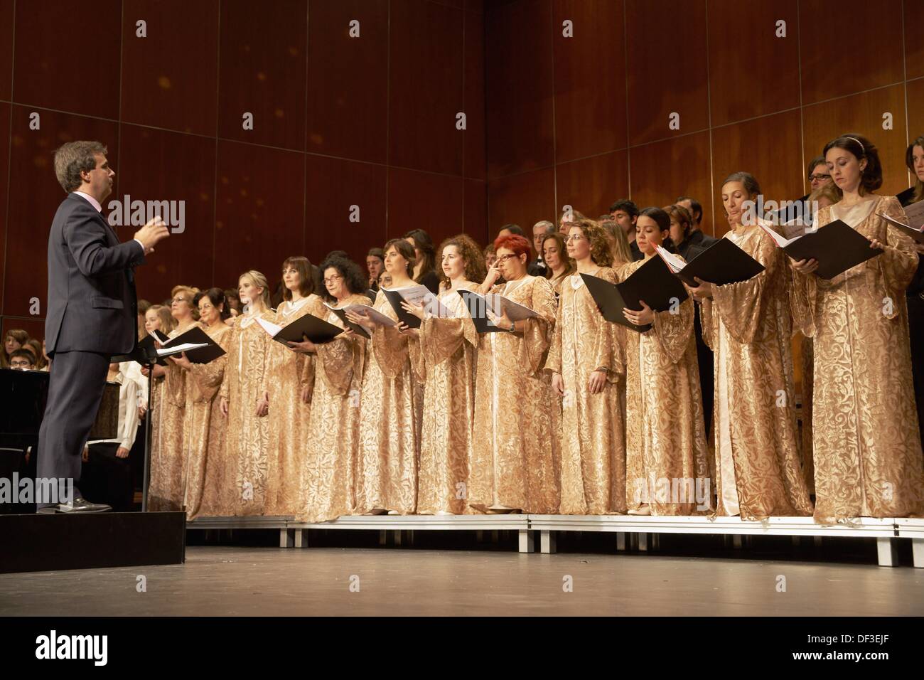 Female choir conductor hi-res stock photography and images - Alamy