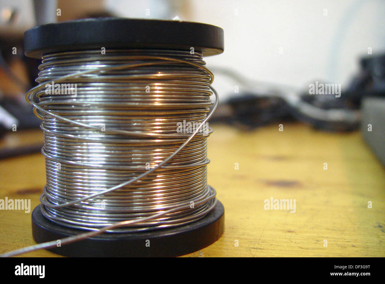 Horizontal solder hi-res stock photography and images - Alamy