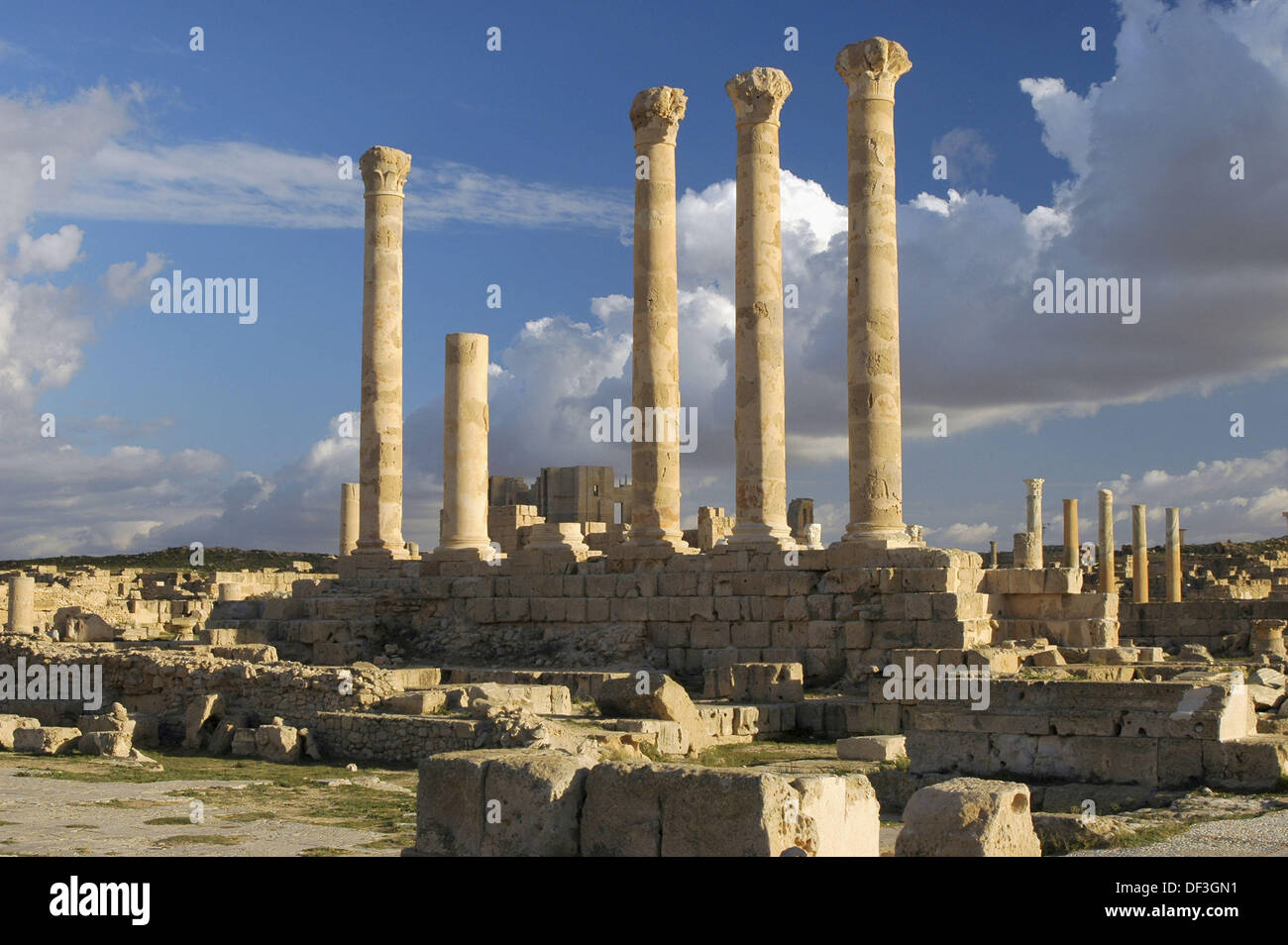 Roman remains libya hi-res stock photography and images - Alamy