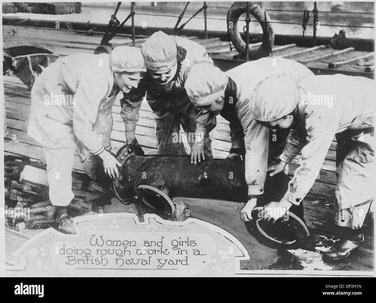 Naval shipyard world war women Black and White Stock Photos & Images ...