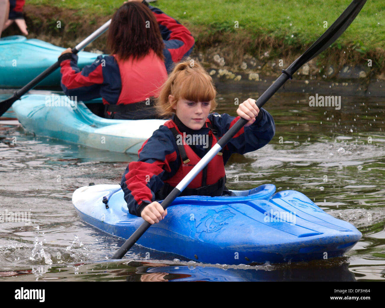 Pretty teenage girl kayak hi-res stock photography and images - Alamy