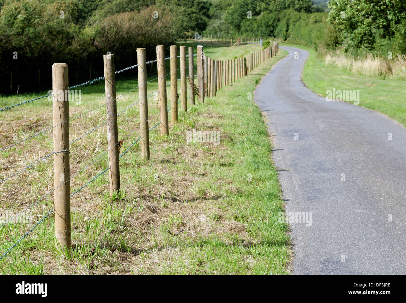 England fence hi-res stock photography and images - Alamy