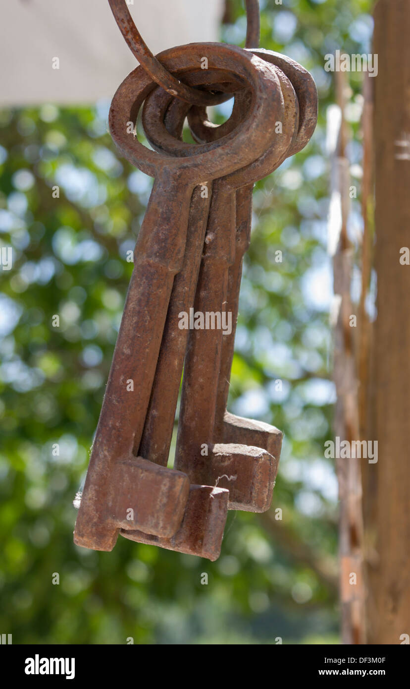 Rusty old keys Stock Photo - Alamy
