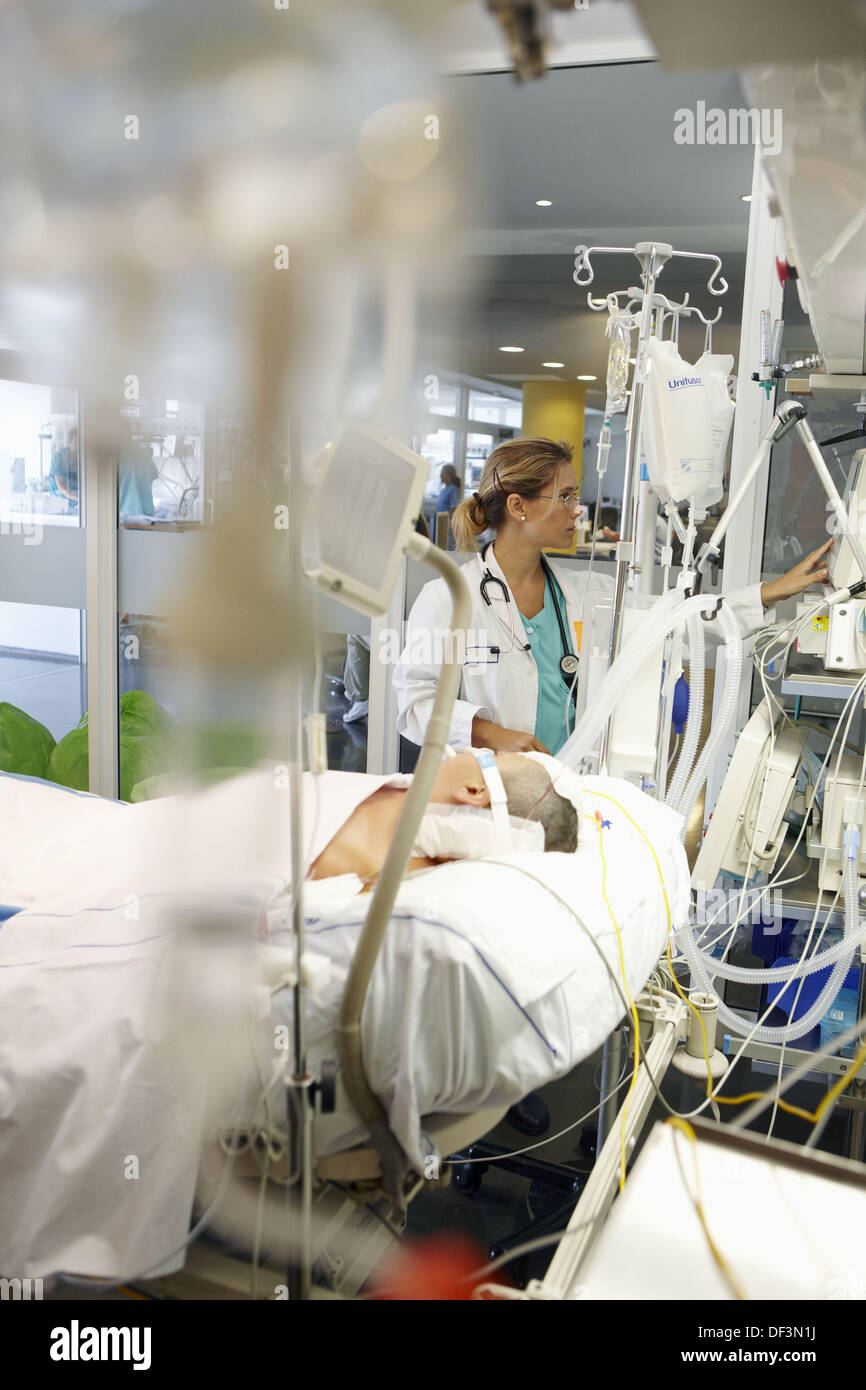 Doctor negrin hospital hi-res stock photography and images - Alamy