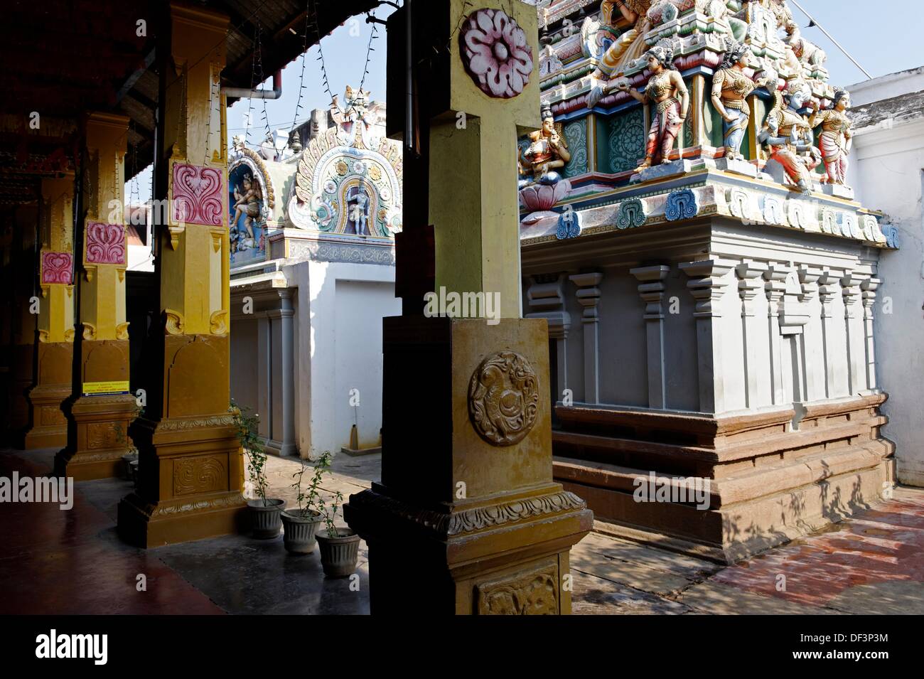 Munneswaram temple hi-res stock photography and images - Alamy