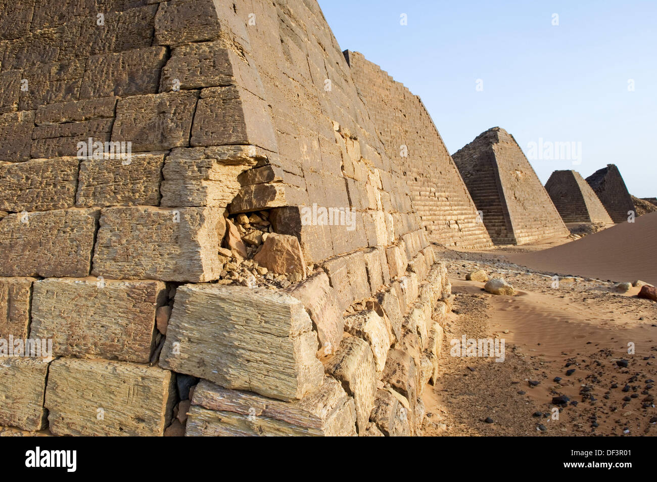 1 in 100 hi-res stock photography and images - Alamy