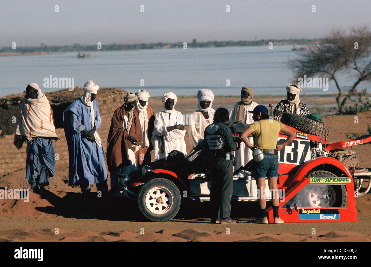 Paris Dakar Car High Resolution Stock Photography and Images - Alamy