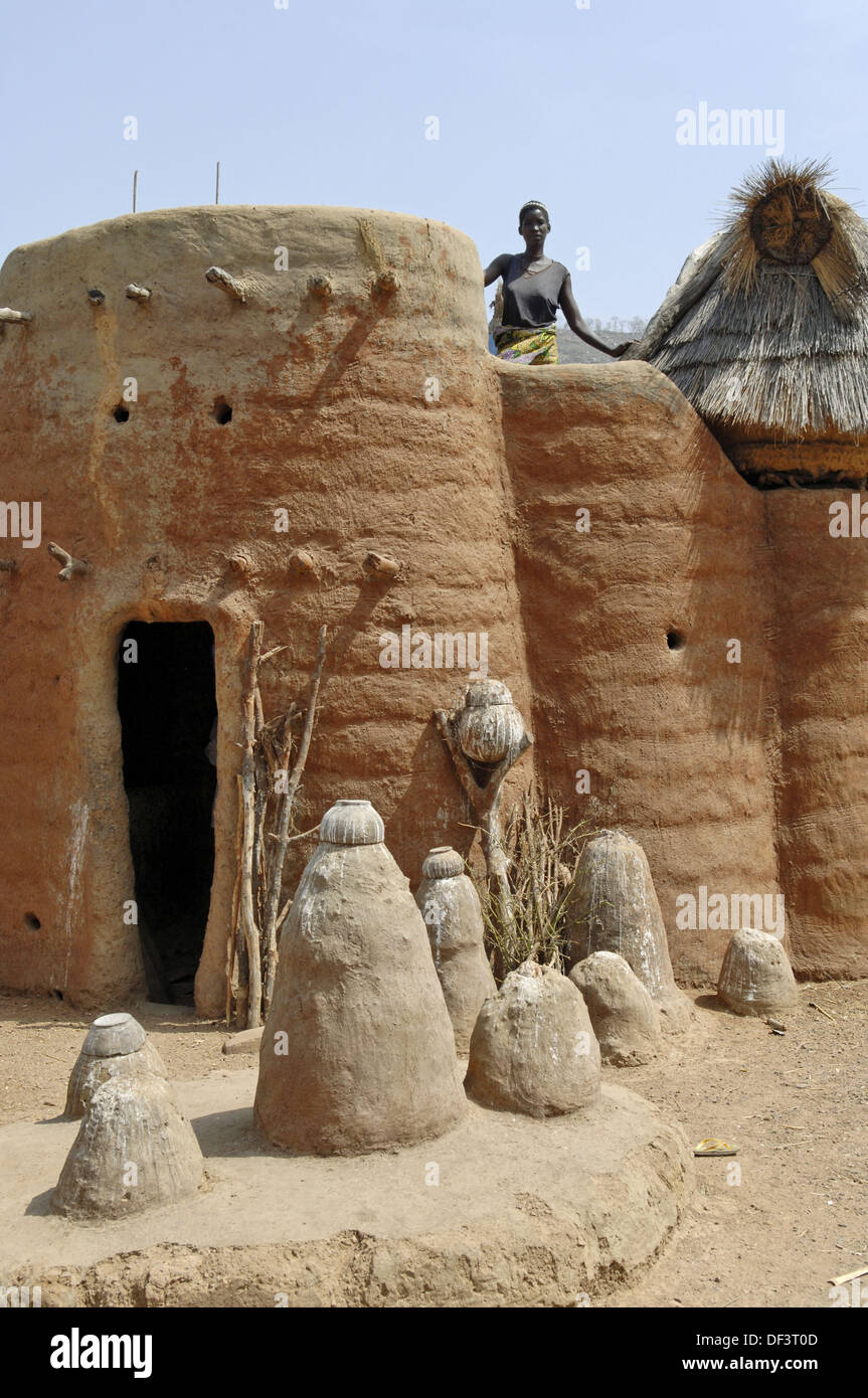 Tamberma native people hi-res stock photography and images - Alamy