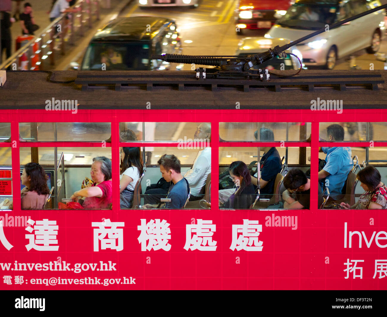 Commuters on their way home from work in Central, Hong Kong Stock Photo ...