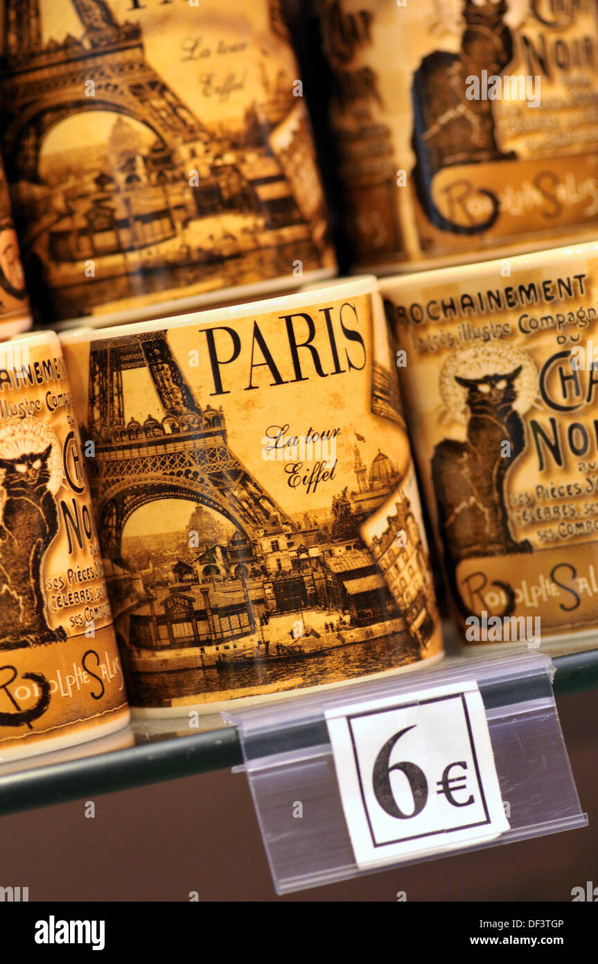Paris souvenir cup hi-res stock photography and images - Alamy