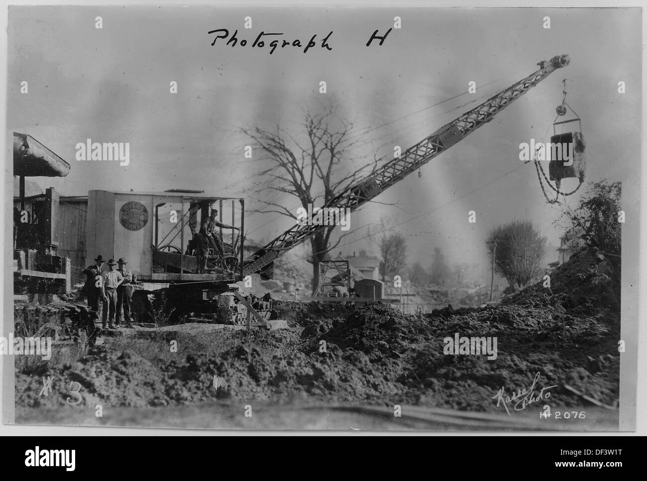 Crane part construction in Black and White Stock Photos & Images - Alamy