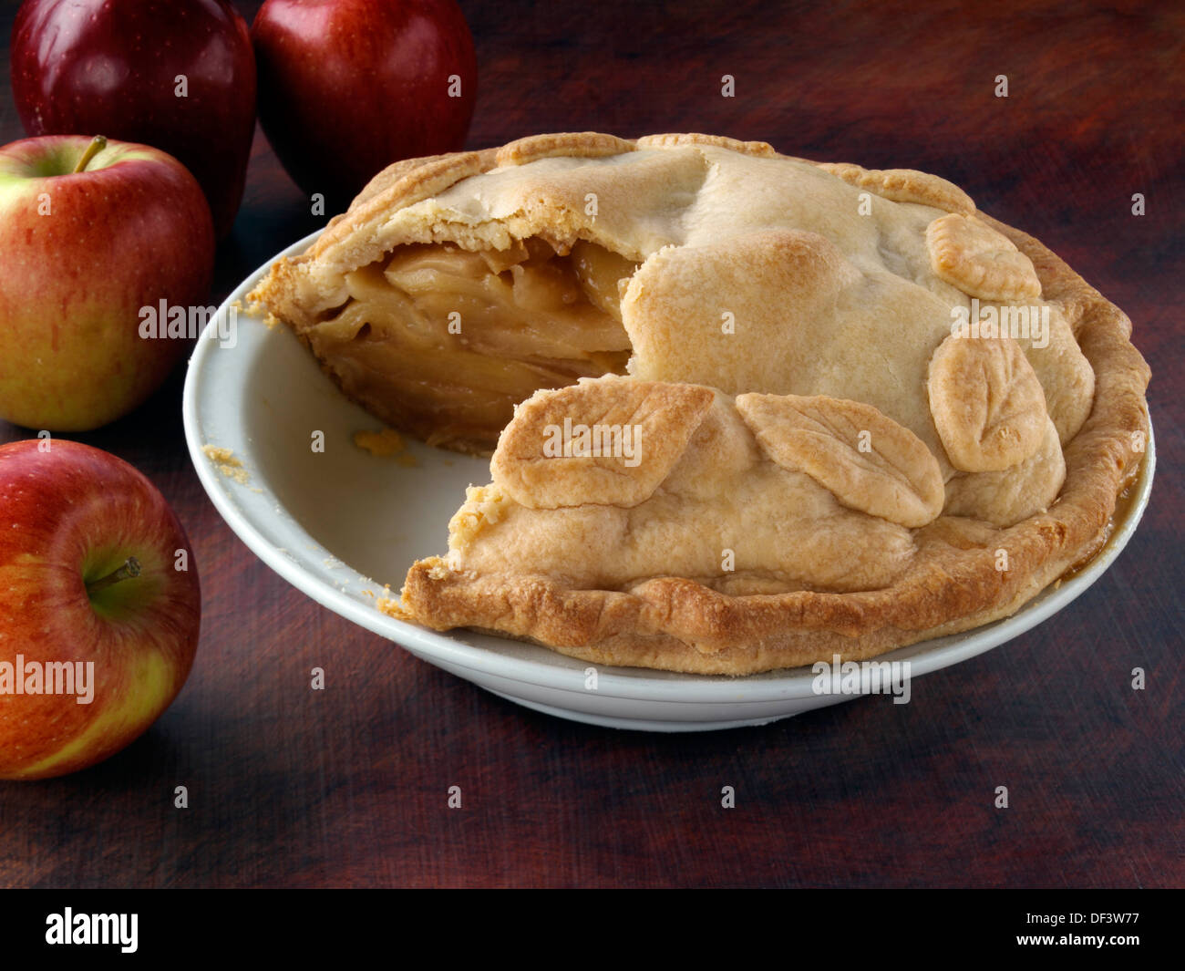 Whole apple pie Stock Photo - Alamy
