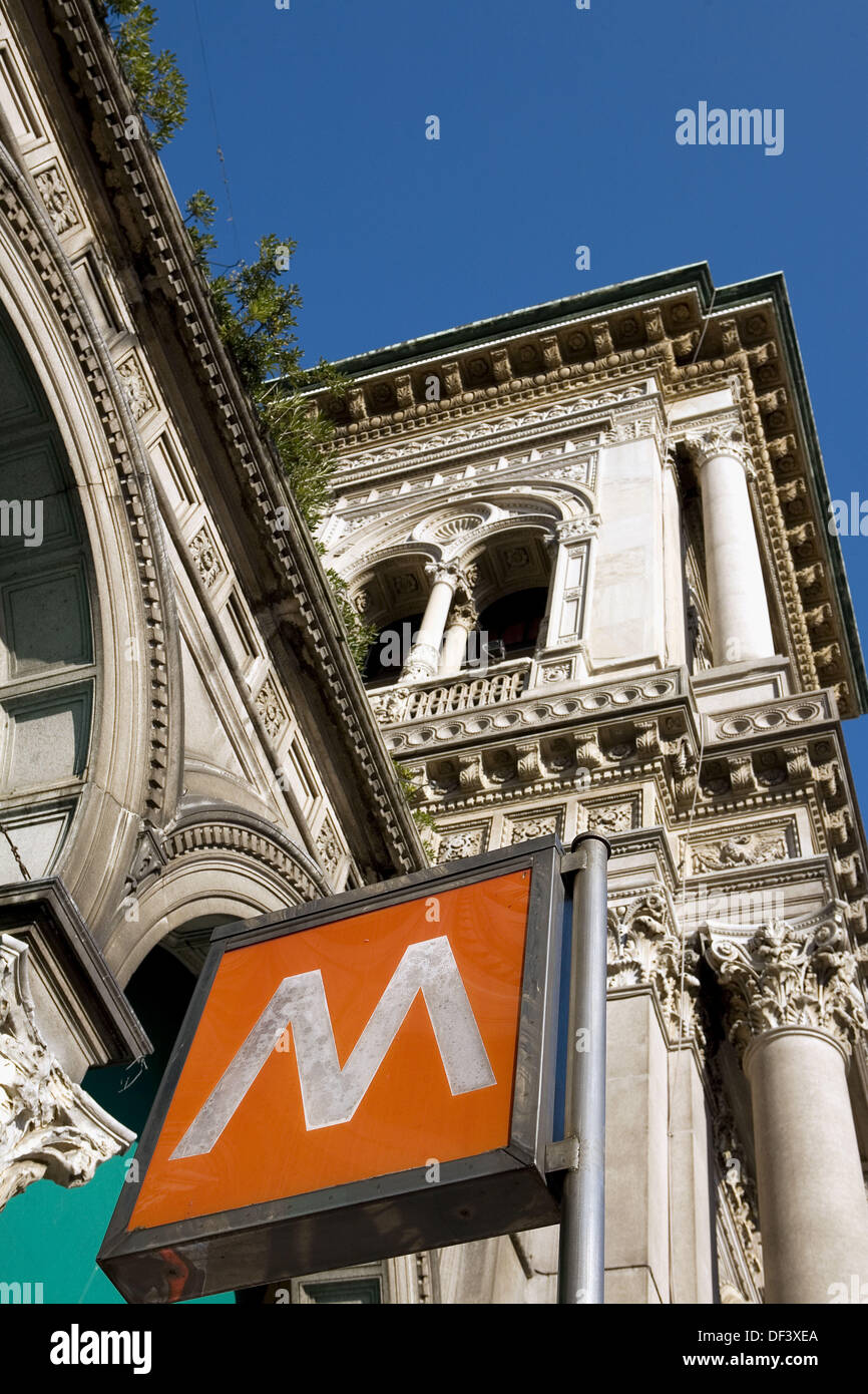 Galleria metropolitana hi-res stock photography and images - Alamy