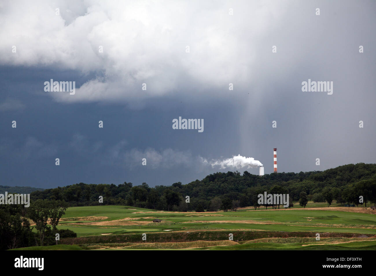 Oakmont country club green hi-res stock photography and images - Alamy