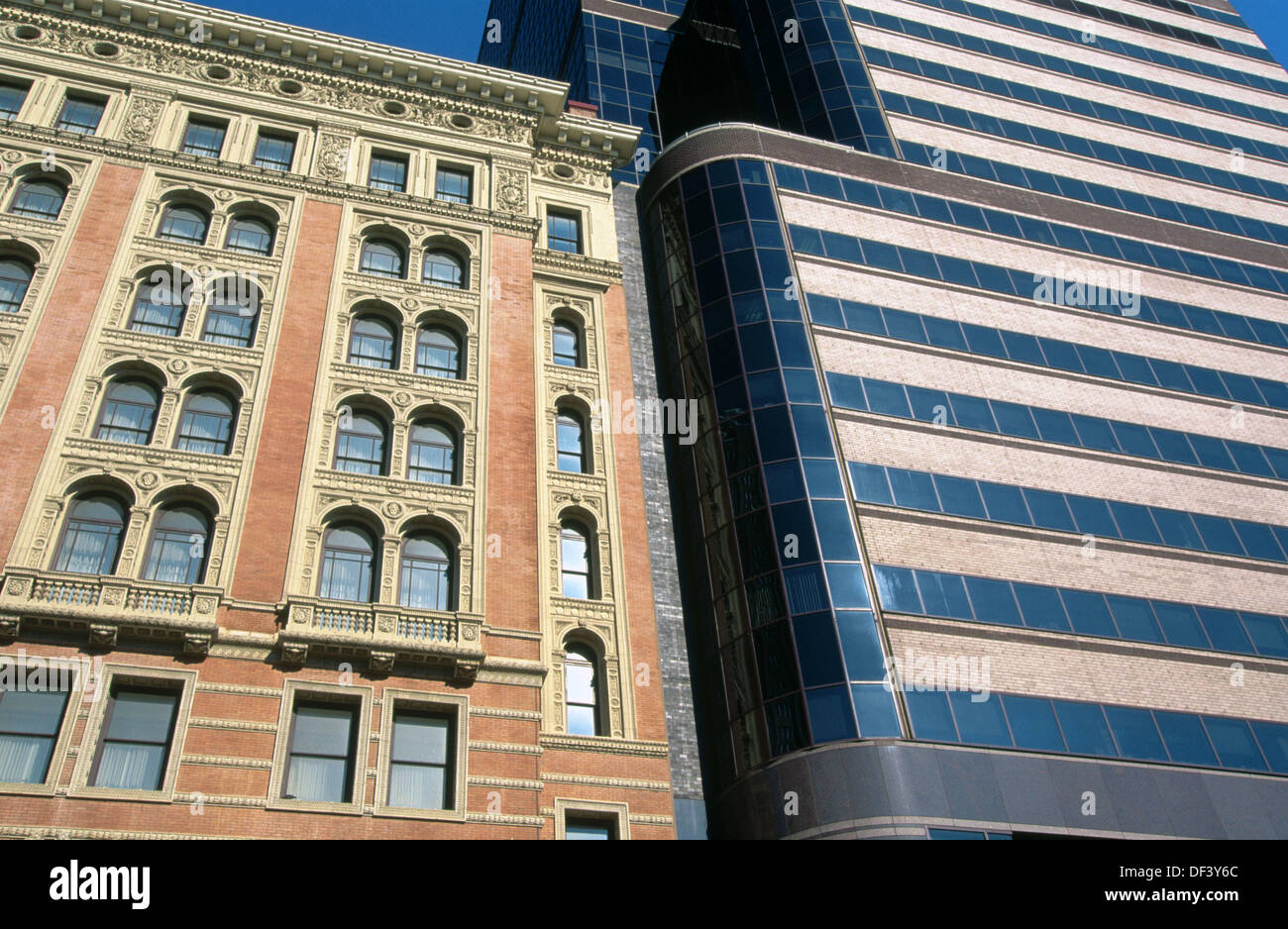 Market street philadelphia hi-res stock photography and images - Alamy