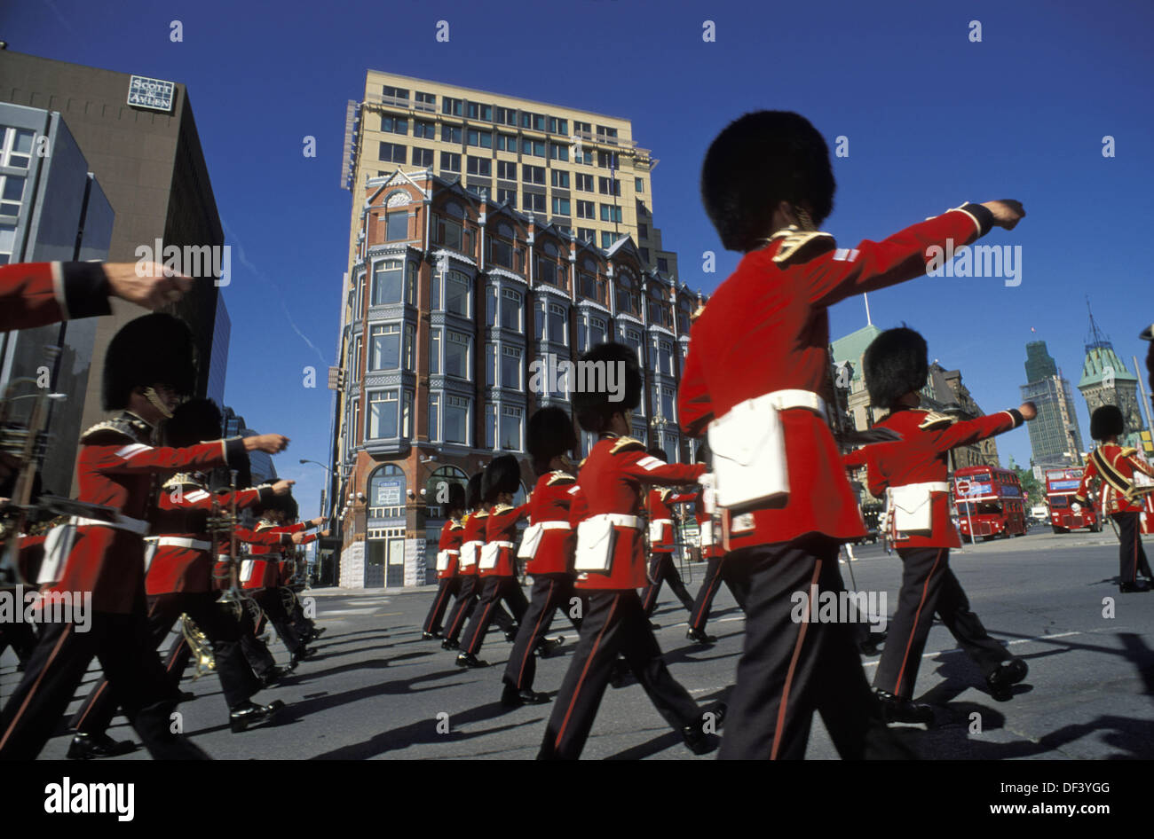 Changing of the guard at parliament hill hi-res stock photography and ...