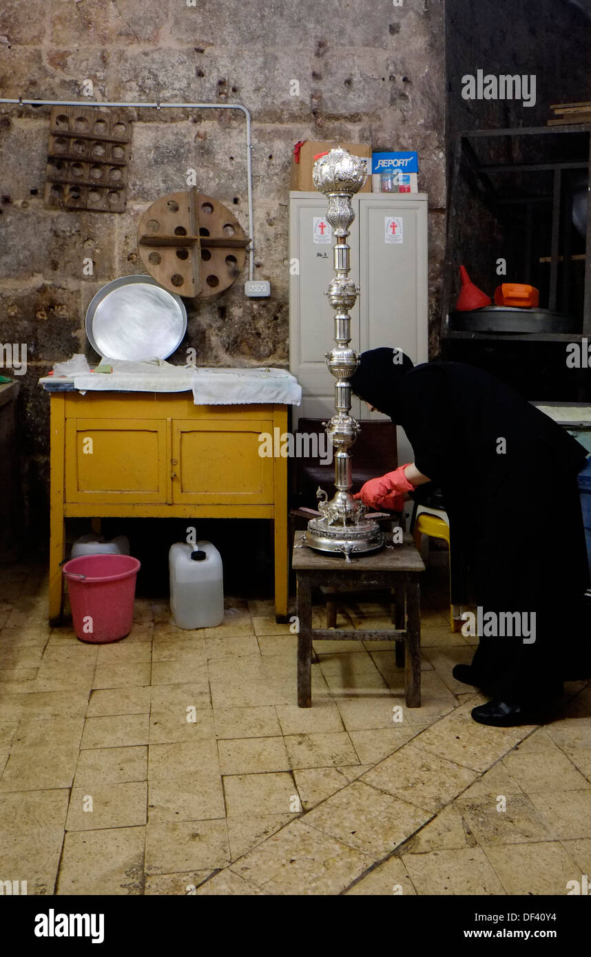 Cleaning church hi-res stock photography and images - Alamy