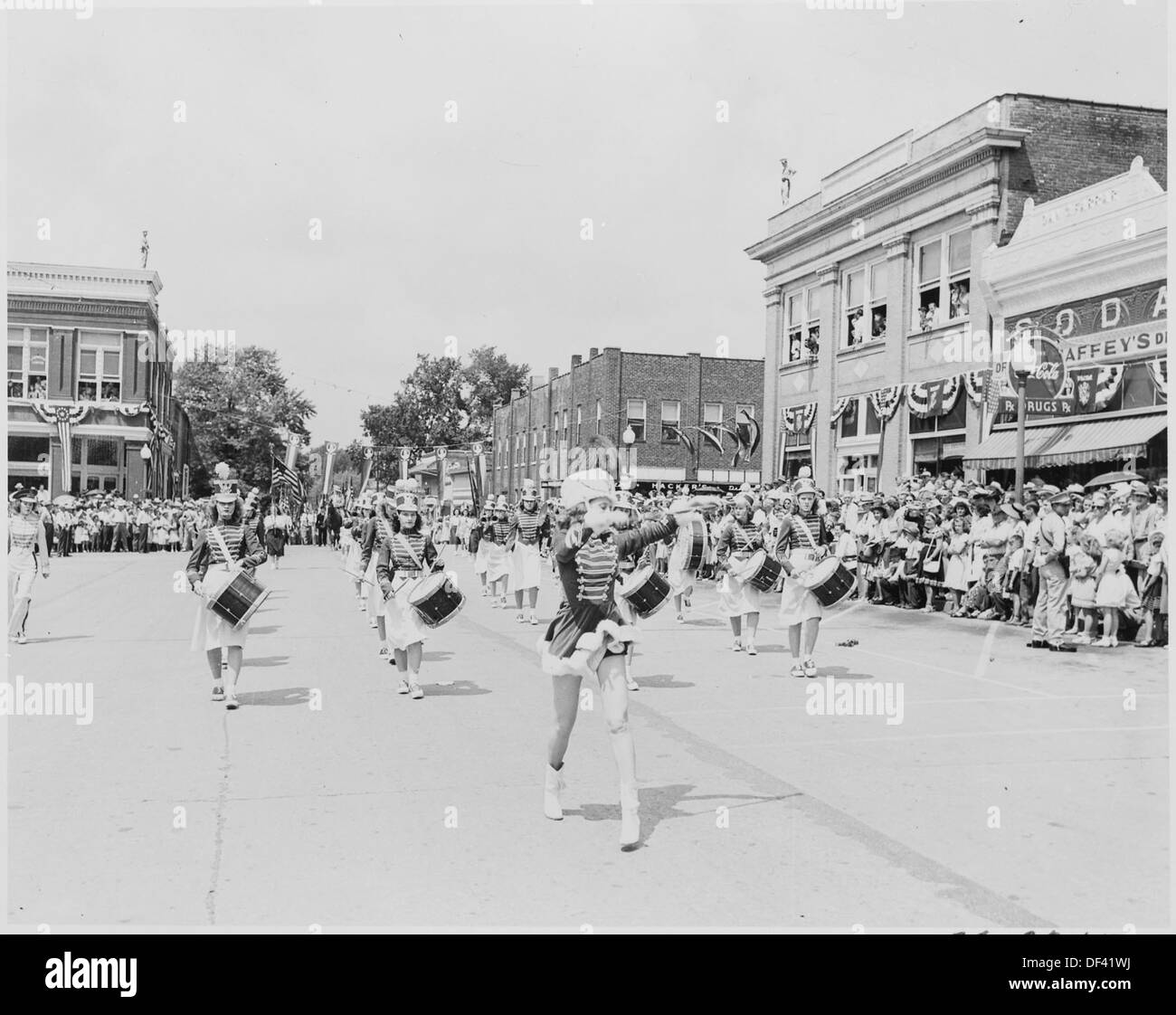 Drum majors hi-res stock photography and images - Alamy