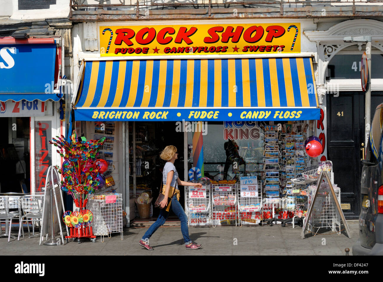 Seaside rock shop hi-res stock photography and images - Alamy