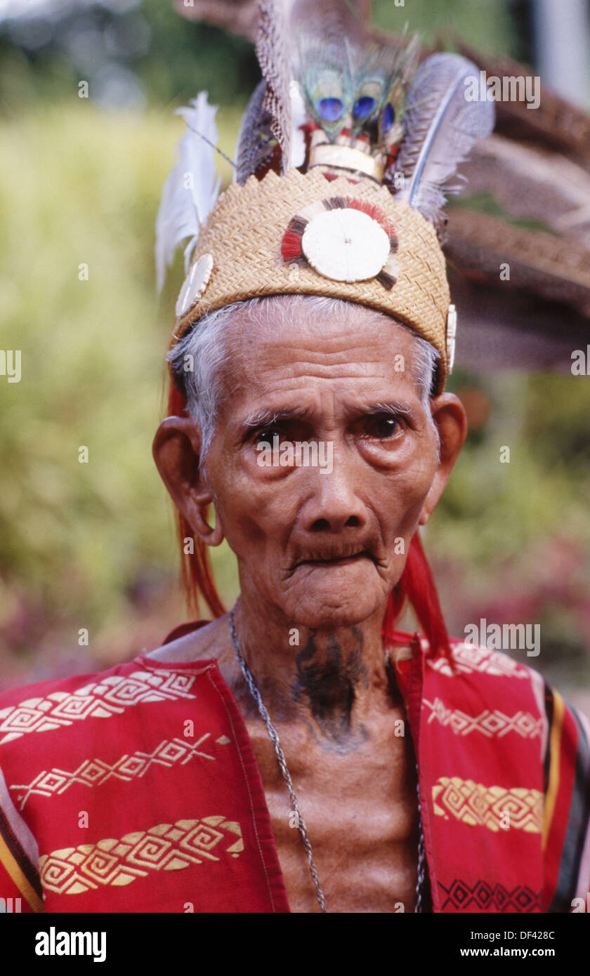 Iban man in traditional costume hi-res stock photography and images - Alamy