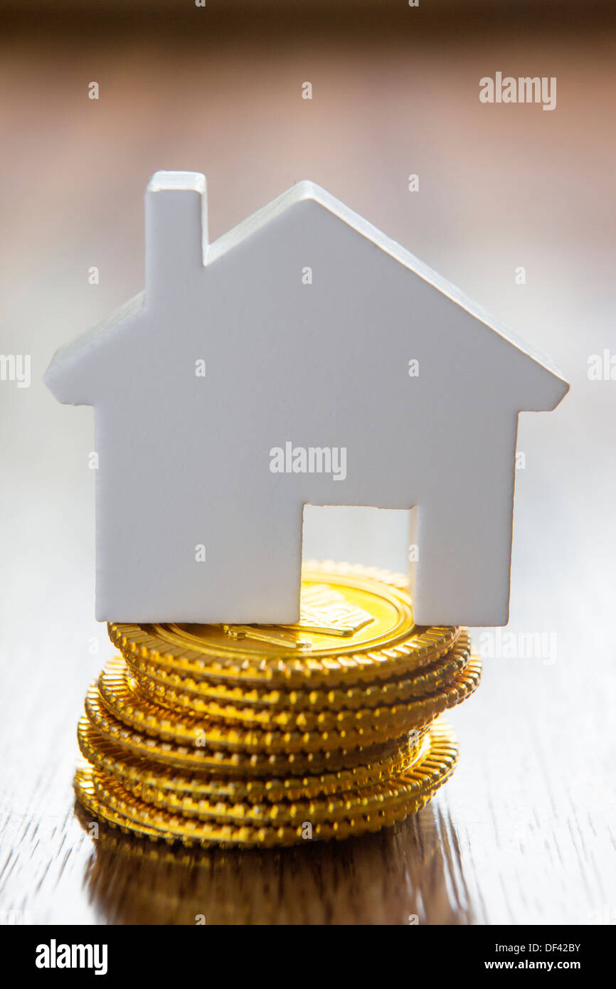 Cost value model hi-res stock photography and images - Alamy