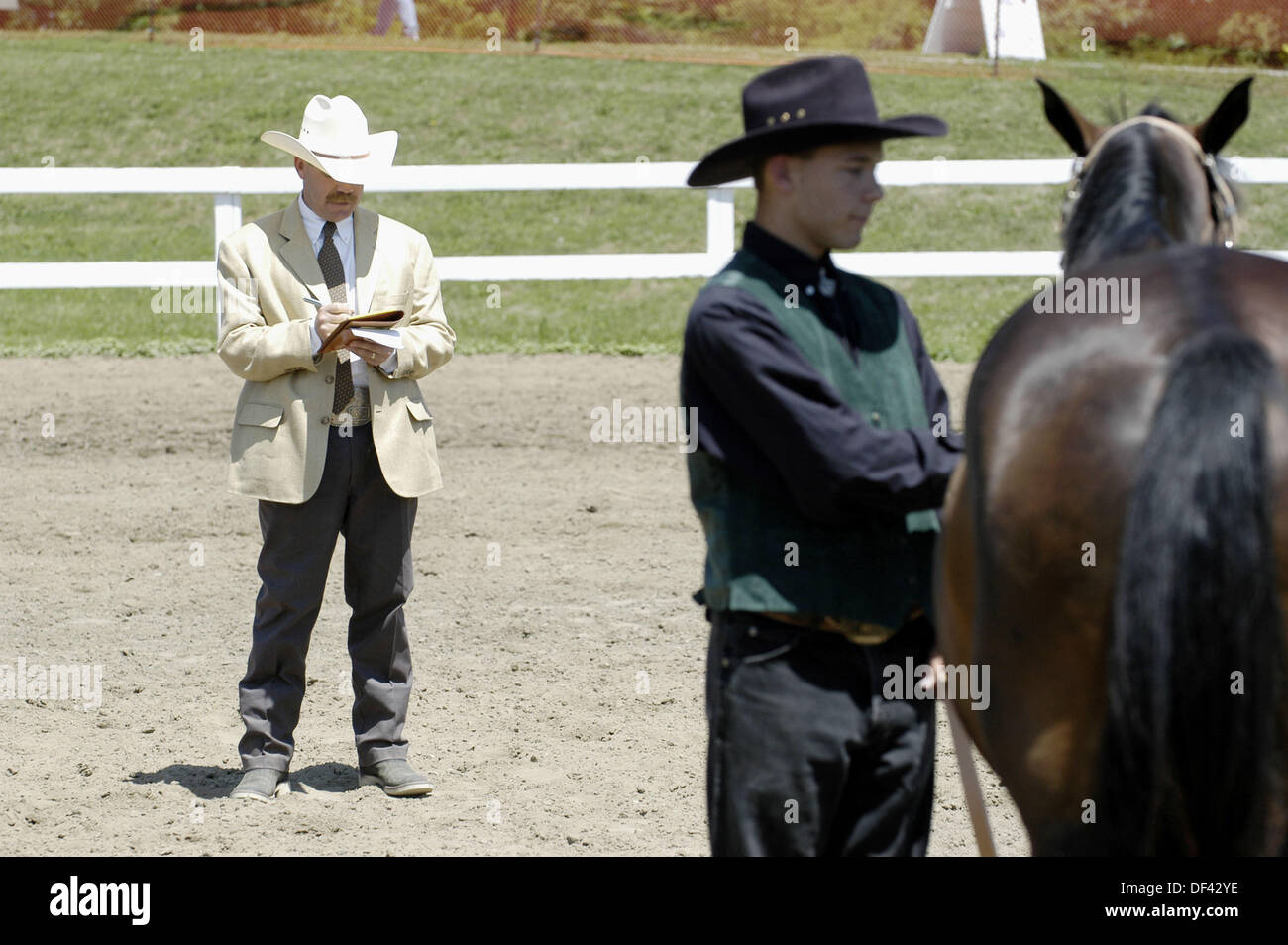 Fair judge hi-res stock photography and images - Alamy