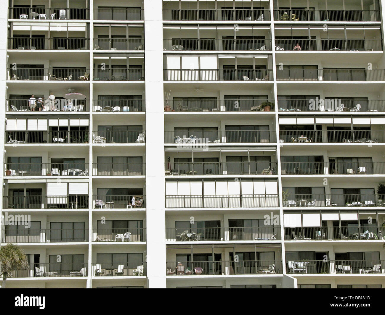 Beach treasure detail hi-res stock photography and images - Alamy