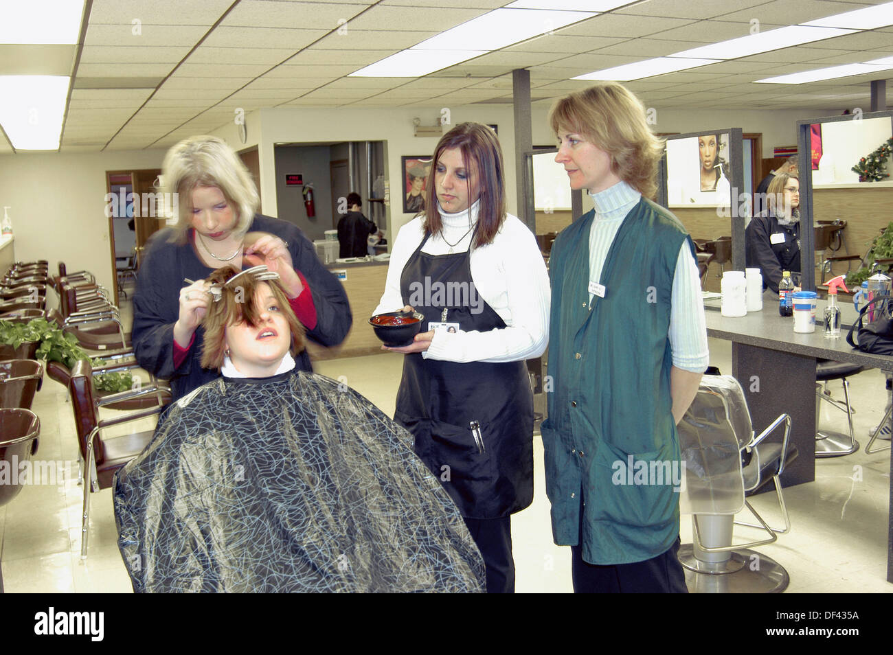 Female vocational school pupil hi-res stock photography and images - Alamy