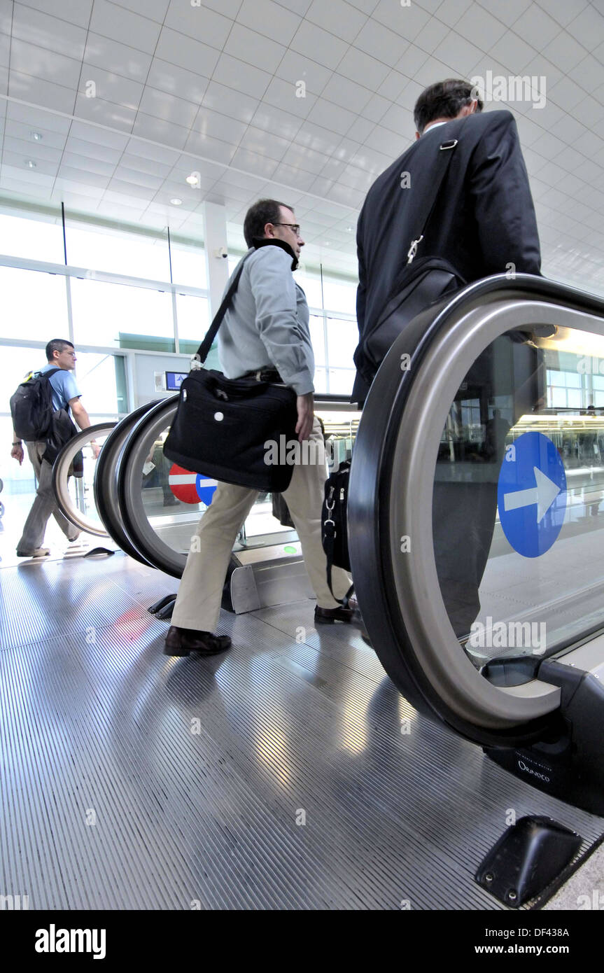 Conveyor belt. Terminal T1 by Ricardo Bofill, 2009. El Prat Airport ...