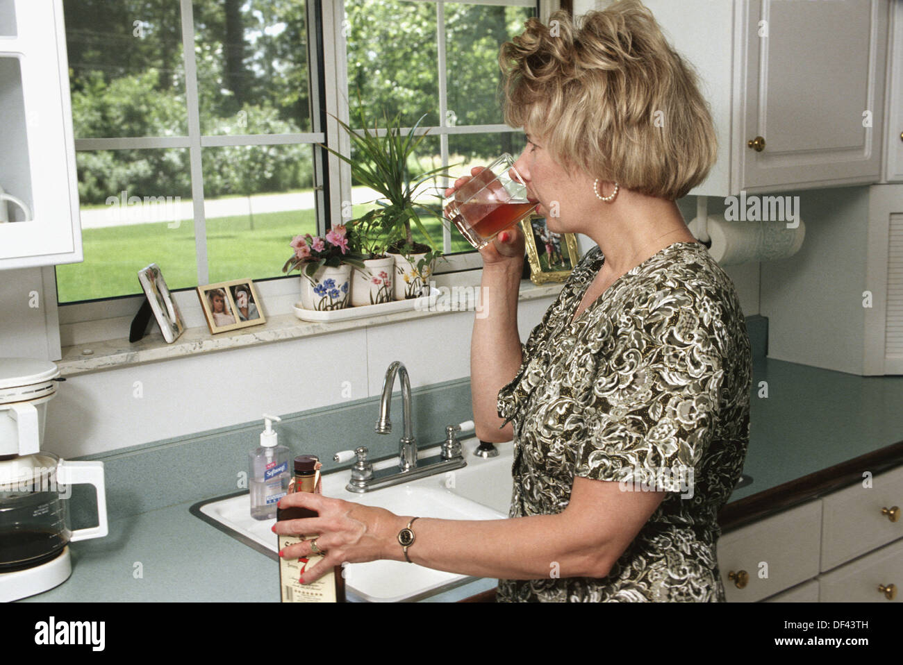 Affluent lifestyle hi-res stock photography and images - Alamy