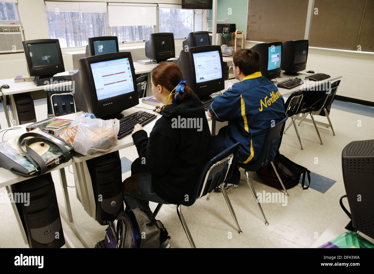 High school students work in a computer laboratory Stock Photo - Alamy