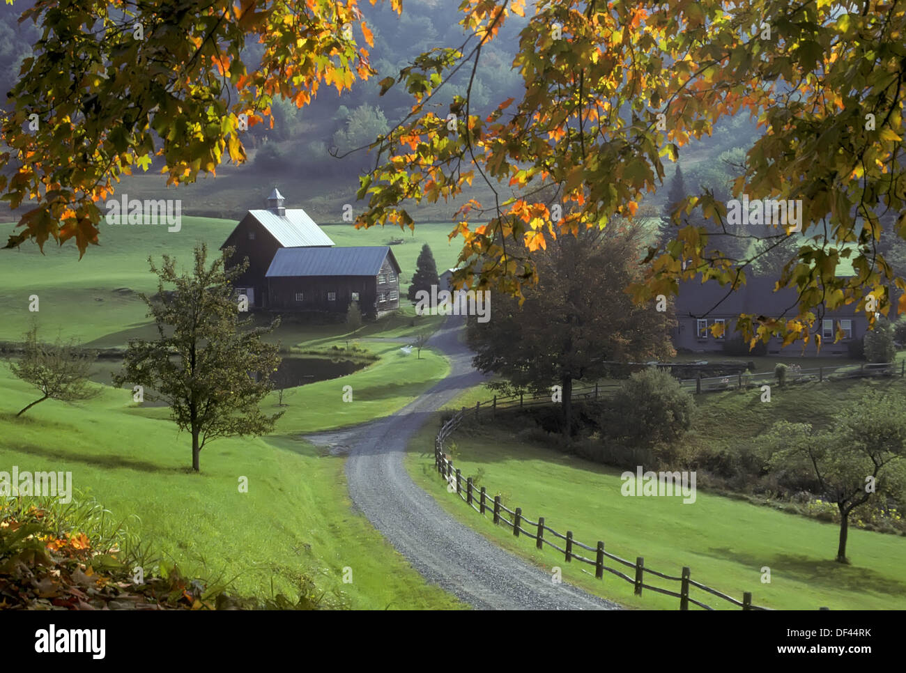 Autum hi-res stock photography and images - Alamy