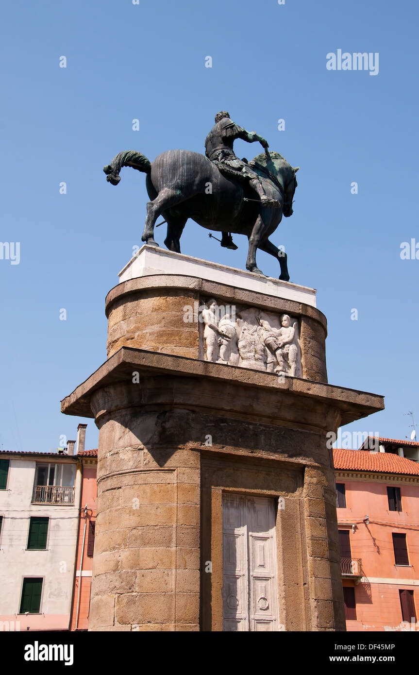 Donatello's magnificent equestrian statue of Gattamelata on the piazza ...