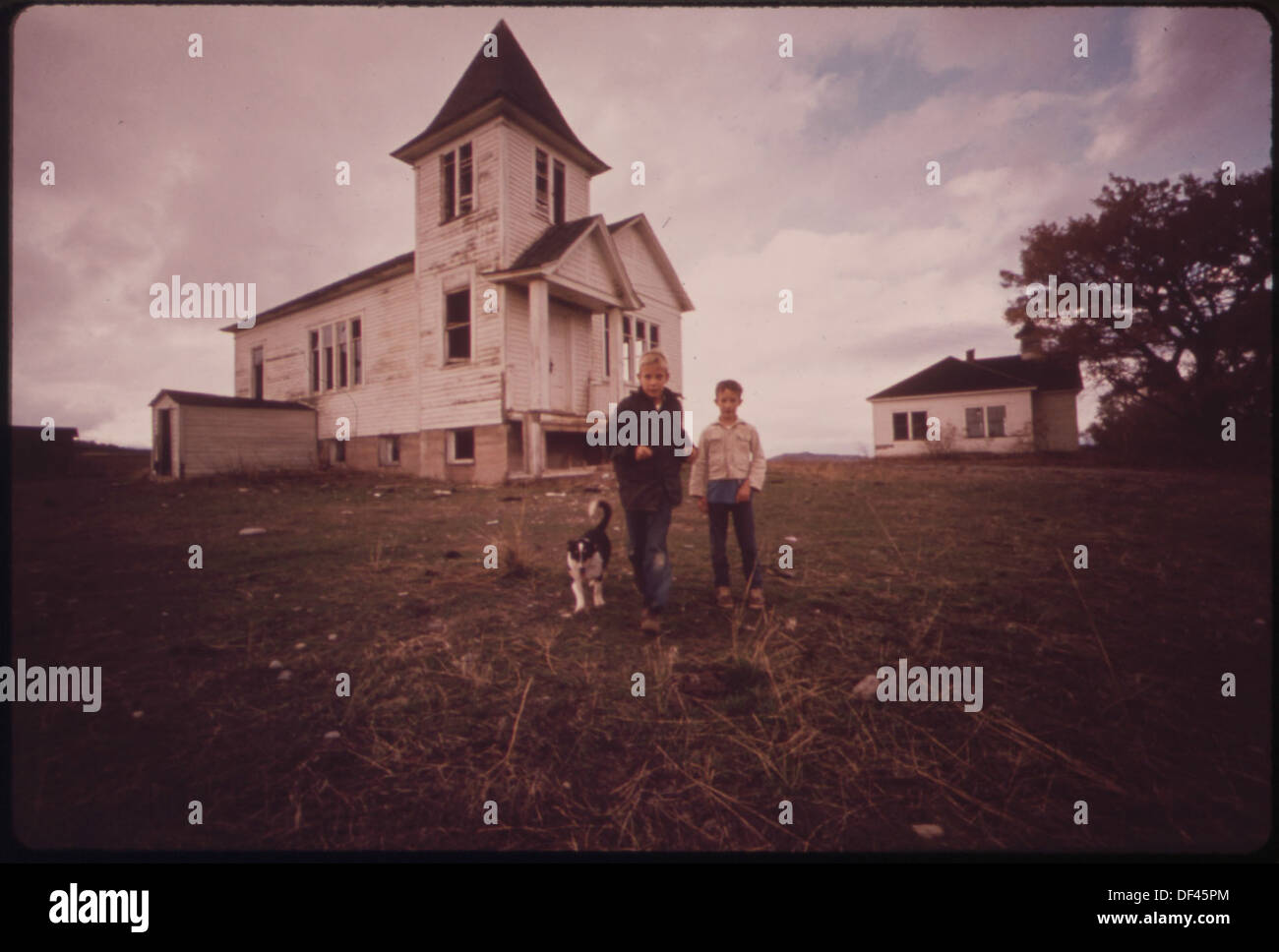 1950s school building hi-res stock photography and images - Alamy