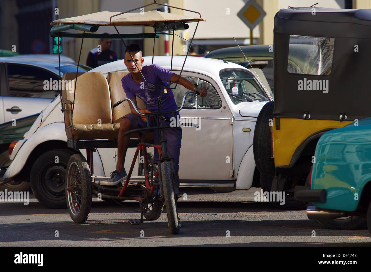 Havana taxi driver hi-res stock photography and images - Alamy